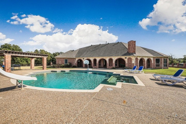 The Dream Ranch | Wolfe City, Texas, United States - Venue Report