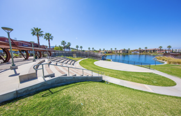 Dos Lagos Entertainment Center | Corona, California, United States ...