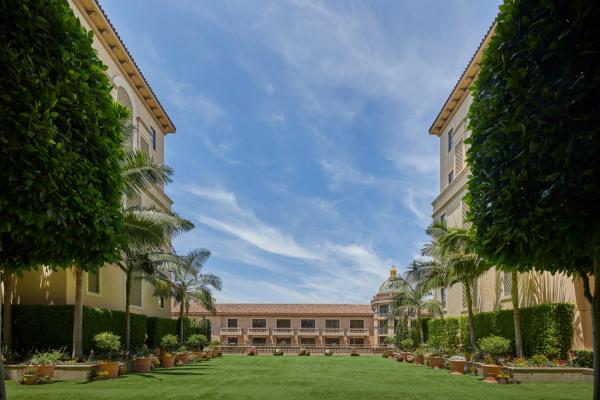 The Maybourne Beverly Hills | Beverly Hills, California, United States ...