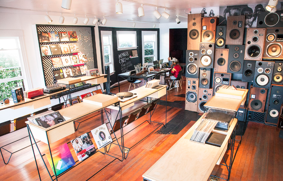 VNYL | Venice, California, United States - Venue Report