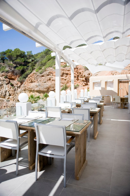 Amante Ibiza | Santa Eulària des Riu, Spain - Venue Report