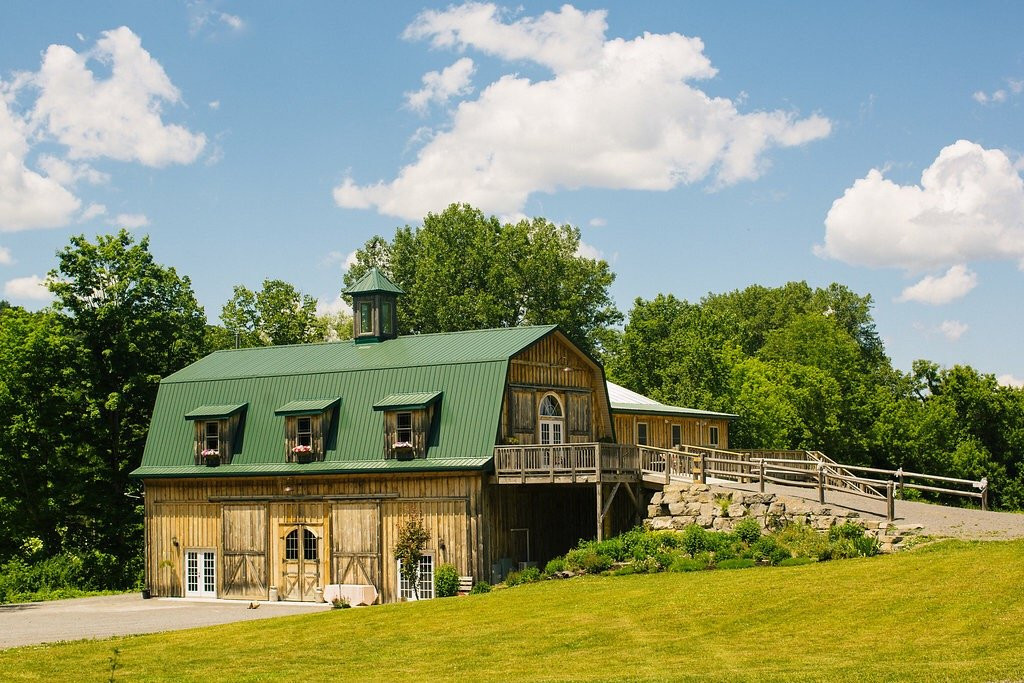 Wolf Oak Acres | Oneida, New York, United States | Venue Report