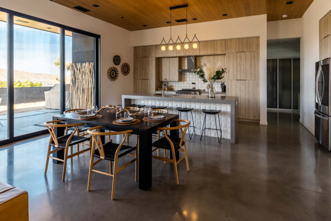 Wander Joshua Tree | - Venue Report
