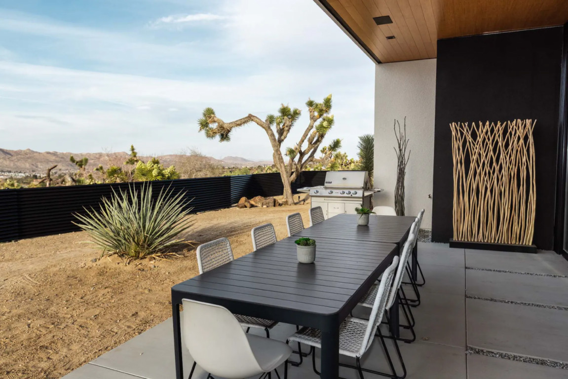 Wander Joshua Tree | - Venue Report