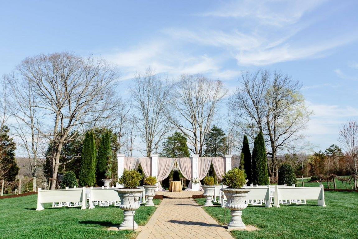 Castleton Farms | Loudon, Tennessee, United States - Venue Report