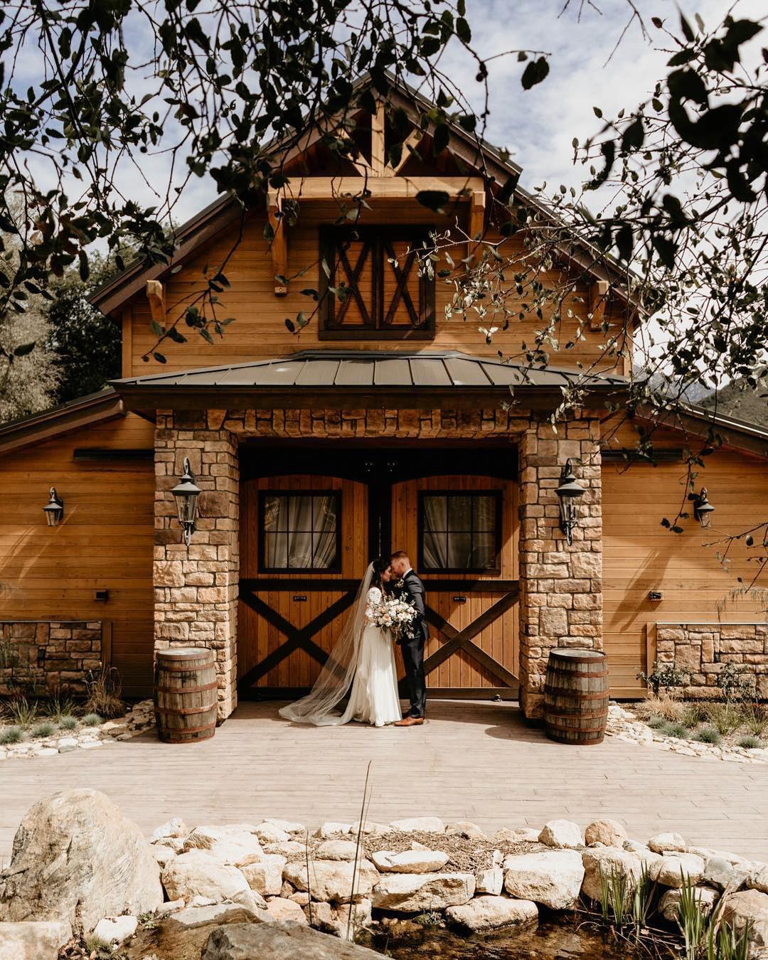 90 Beautiful Barn Venues Across the USA